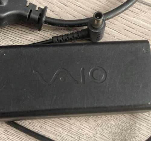 Зарядное устройство для ноутбука sony vaio оригина