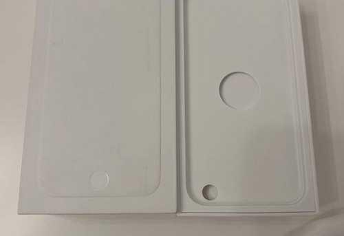 Коробки от iPhone 4s и 6s