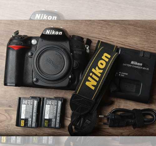 Фотоаппарат Nikon D7000 body