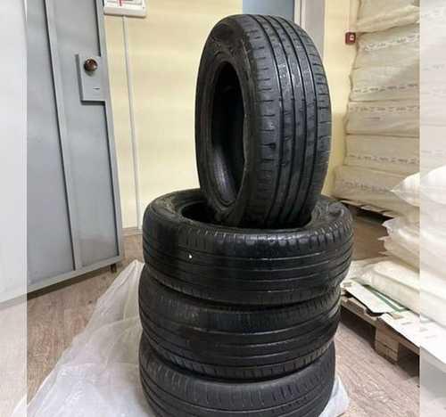 Minerva Emi Zero UHP 205/60 R16 92V