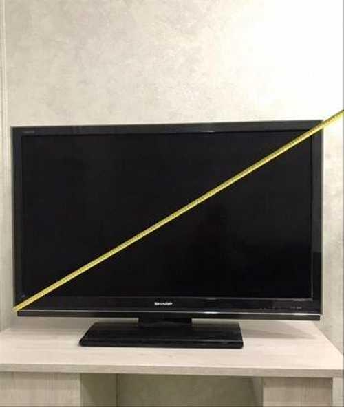 Телевизор sharp 42 диагональ. В рабочем состоянии