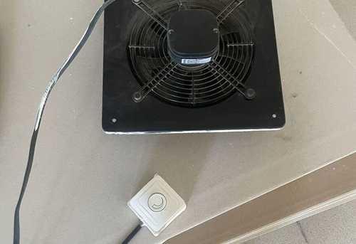 Осевой вентилятор YWF(K) 2E-250 с настенной панель