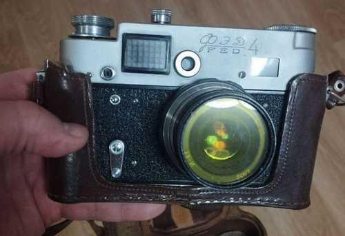 Плёночный фотоаппарат фэд-4