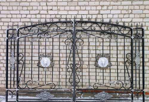 Ворота кованые с калиткой Н-13