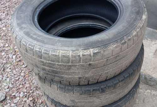 Foman Polar Bear W705 215/65 R16 98