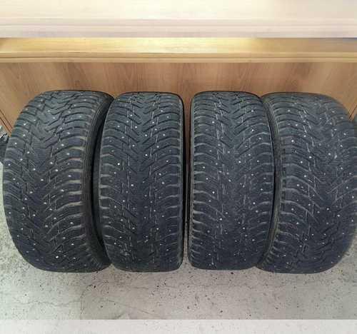 Nokian Tyres Hakkapeliitta 8 SUV 255/45 R20 105T