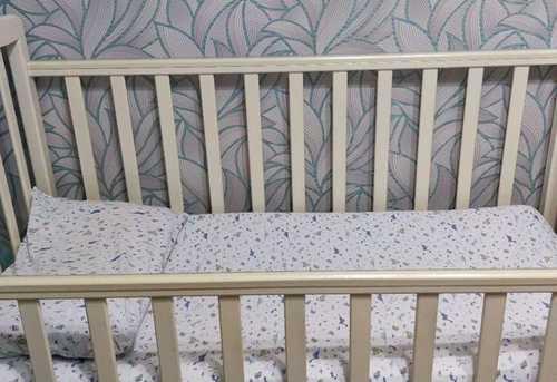 Кроватка и комод для малыша