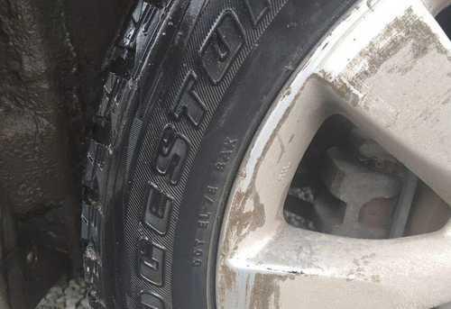 Bridgestone Blizzak DM-V1 265/50 R20