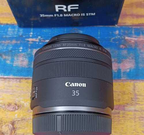 Canon RF 35mm f1.8 1,8 stm is macro