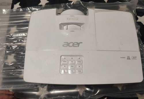 Проектор Acer x137