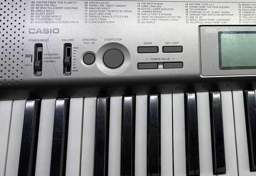 Электронный синтезатор Casio LK-125