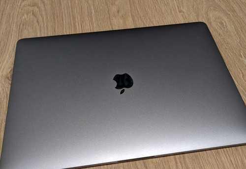 Apple MacBook Pro 15 2017 i7 16GB