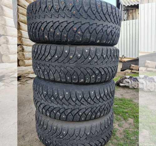 Nokian Tyres Nordman 4 215/55 R16