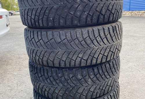 Michelin Agilis X-Ice North 205/60 R16