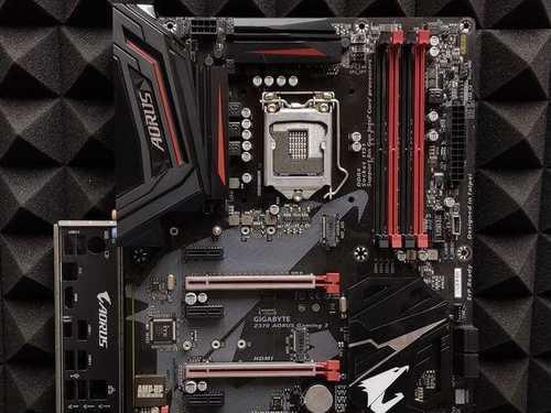 Gigabyte Z370 aorus Gaming 3 2017года