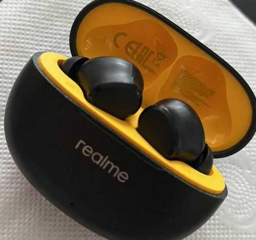 Беспроводные наушники realme buds t100