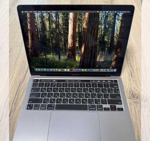 Apple MacBook Pro 13" (M2, 2022) 8Gb, 256Gb