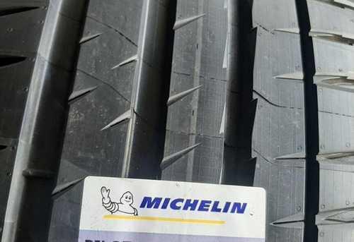 Michelin Pilot Sport 4 S 245/40 R21 и 275/35 R21 103Y