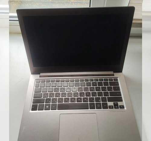 Asus zenbook UX303U