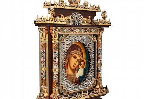 Икона Казанской Богоматери в драгоценном киоте
