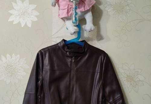 Новая кожаная коричневая куртка на мальчика 6-7лет