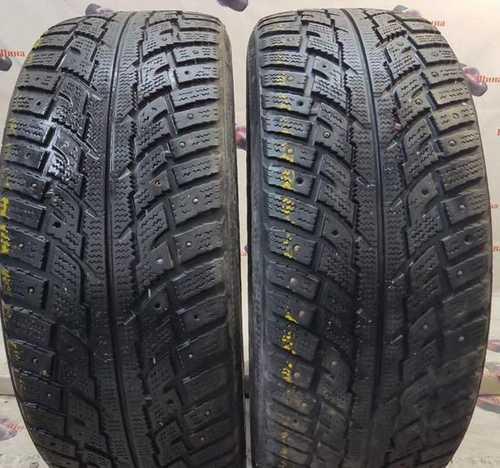 Kumho I'Zen RV Stud KC16 225/55 R18