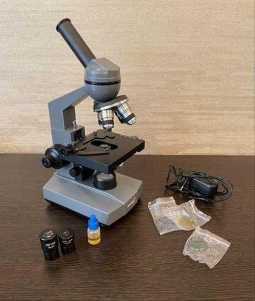 Микроскоп Levenhuk 320 plus