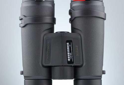 Бинокль Nikon Monarch M5 8X42 Binoculars