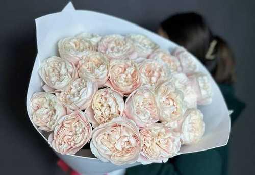 Белые розы букет 50см