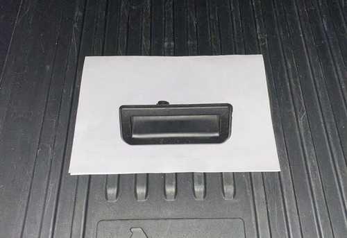 Кнопка багажника Audi A6 C8 Avant