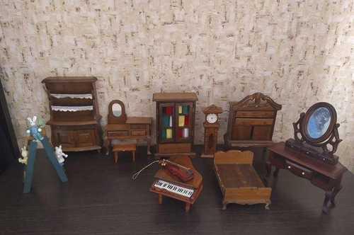 Коллекционная деревянная мебель для кукол