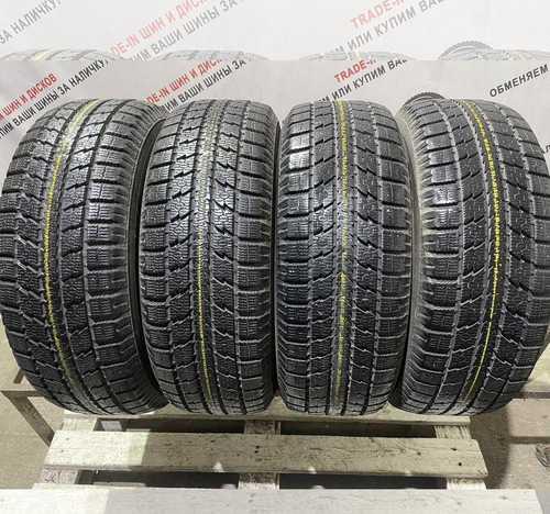 Toyo Observe GSi-5 215/65 R15 96T