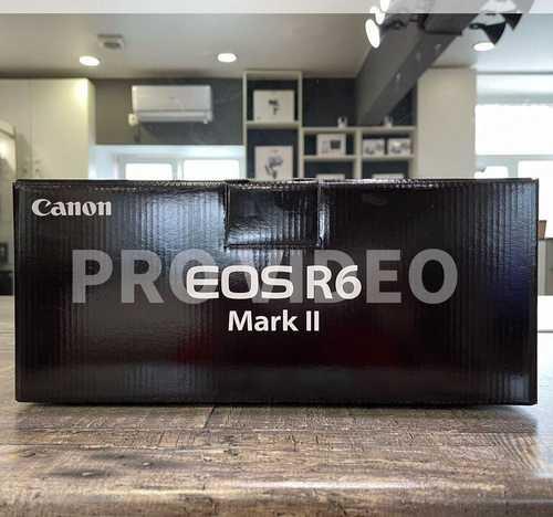 Canon EOS R6 Mark II Body