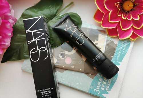 Тональный, кушоны Nars, HudaBeauty, Kylie, Senana