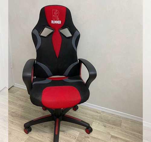 Компьютерное кресло TetChair Runner