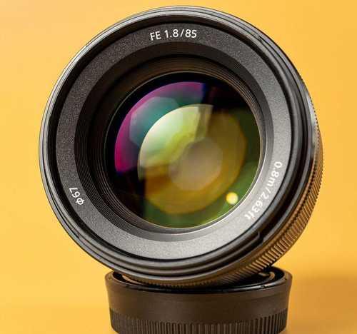 Sony FE 85mm f/1.8