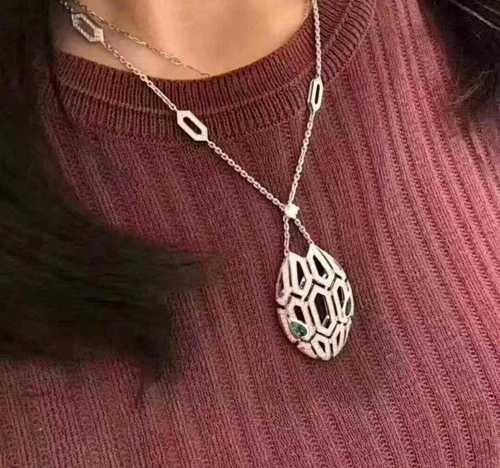 Колье Serpenti бриллиантовое паве 2.52ct