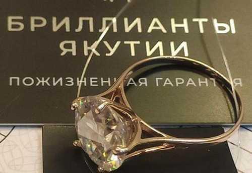 Золотое кольцо с бриллиантом 6 карат