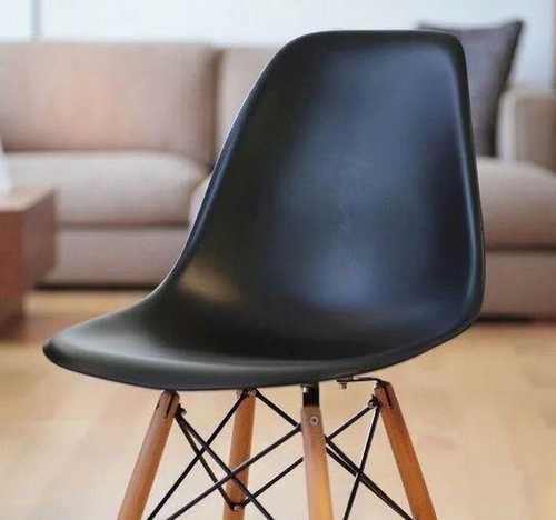 Стул черный eames