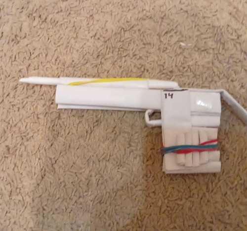 Пистолет из бумаги