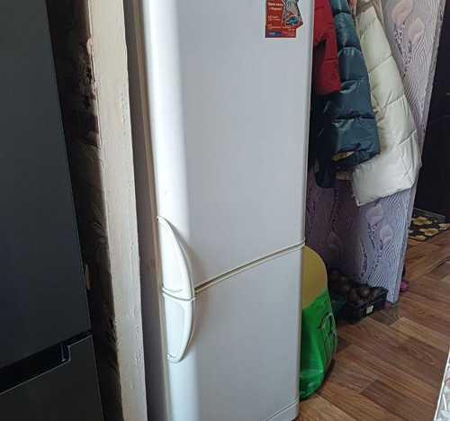 Холодильник indesit бу