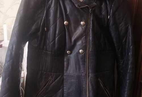 Кожаное пальто с капюшоном