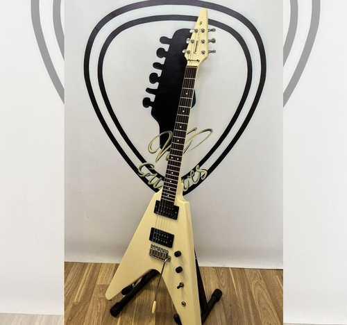 Электрогитара Fernandes BSV-55 WH  Струны