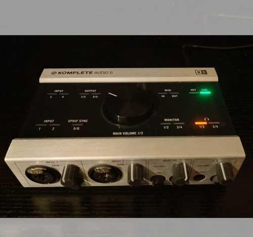 Komplete Audio 6