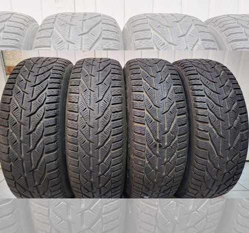 Tigar Winter 215/60 R16 99H