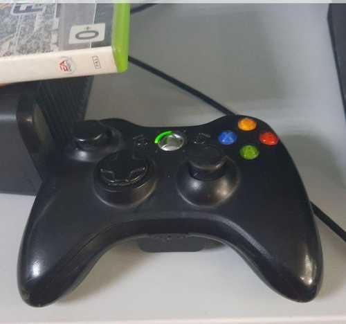 Xbox 360 E 250 гб лицензия