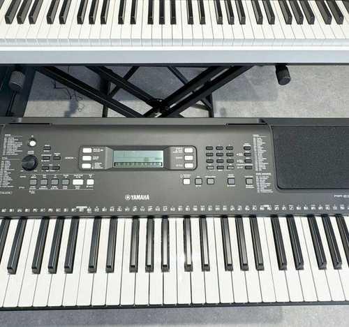 Синтезатор Yamaha psr-e373