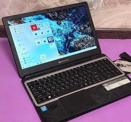 Ноутбук Packard Bell 15,6" (Новый АКБ/SSD/Win 10)