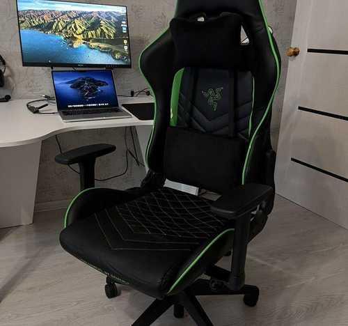 Компьютерное игровое кресло Razer