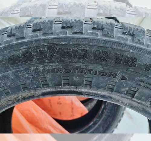 Nokian Tyres Hakkapeliitta Sport Utility 5 225/55 R18